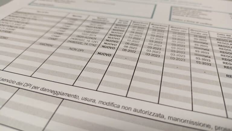 Revisione DPI Anticaduta normativa e corso | Amorini Revisione DPI Anticaduta normativa e corso | Amorini